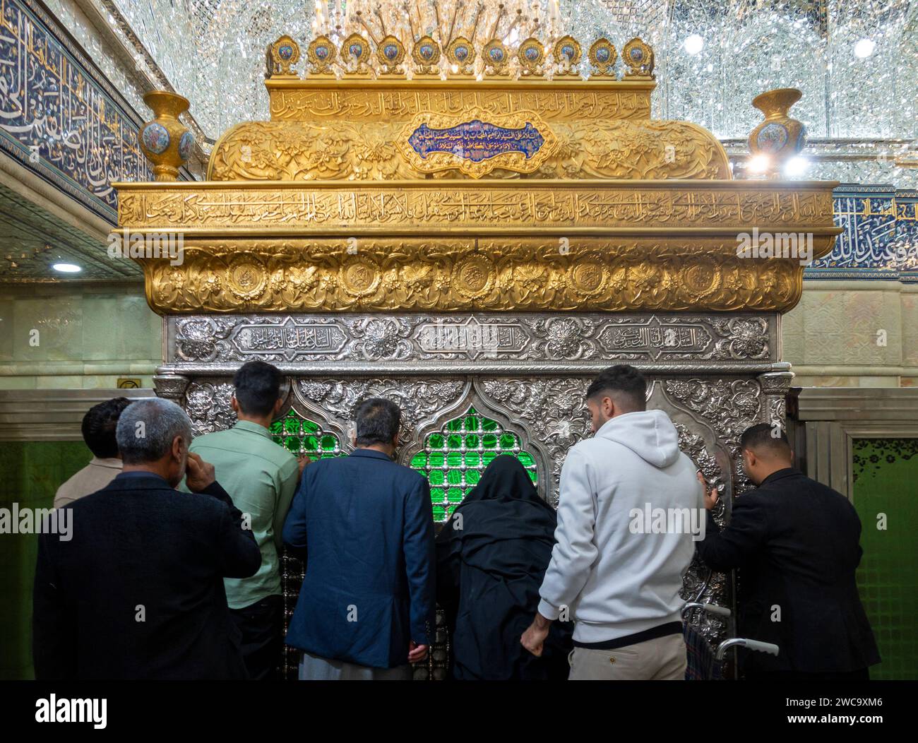 pilgrims at the Imam Husayn Shrine , Karbala, Iraq Stock Photo - Alamy