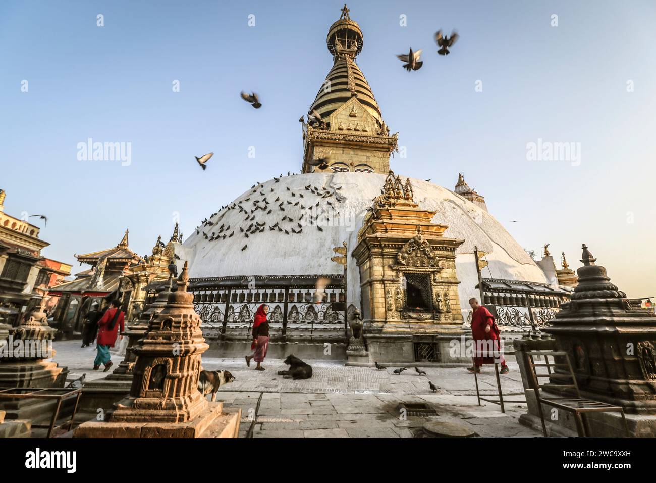 Kathmandu nepal in early morning hi-res stock photography and images ...