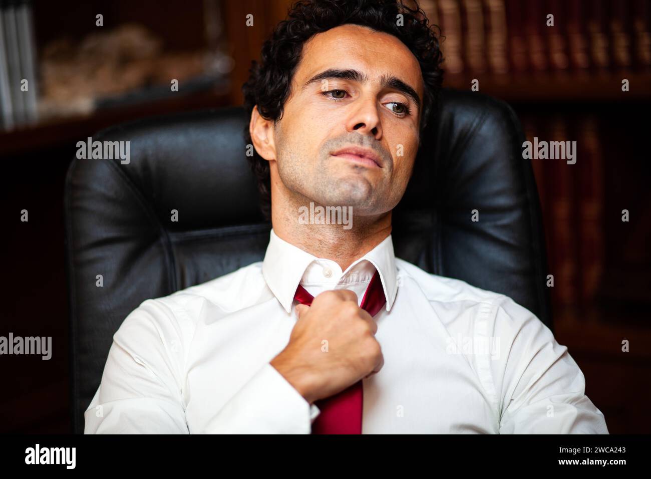 Male executive hi-res stock photography and images - Alamy