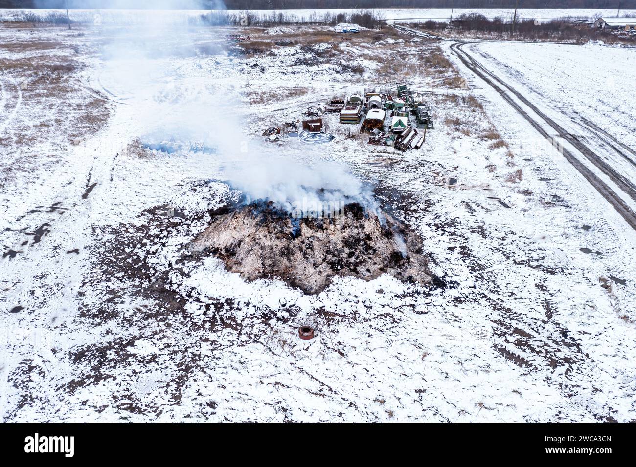 Manure pile hi-res stock photography and images - Alamy