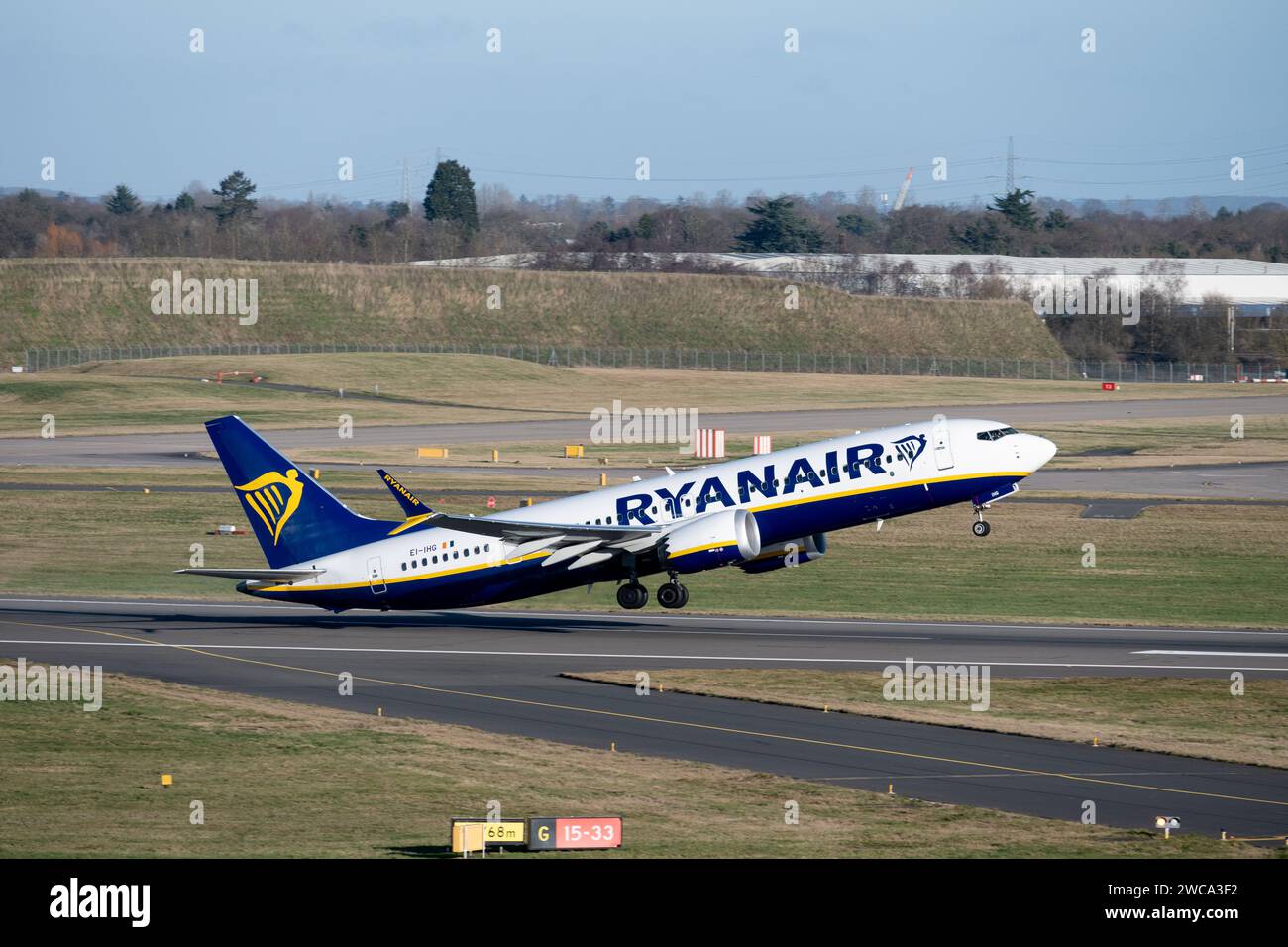 Ryanair Boeing 737 MAX 8-200 taking off at Birmingham Airport, UK (EI ...