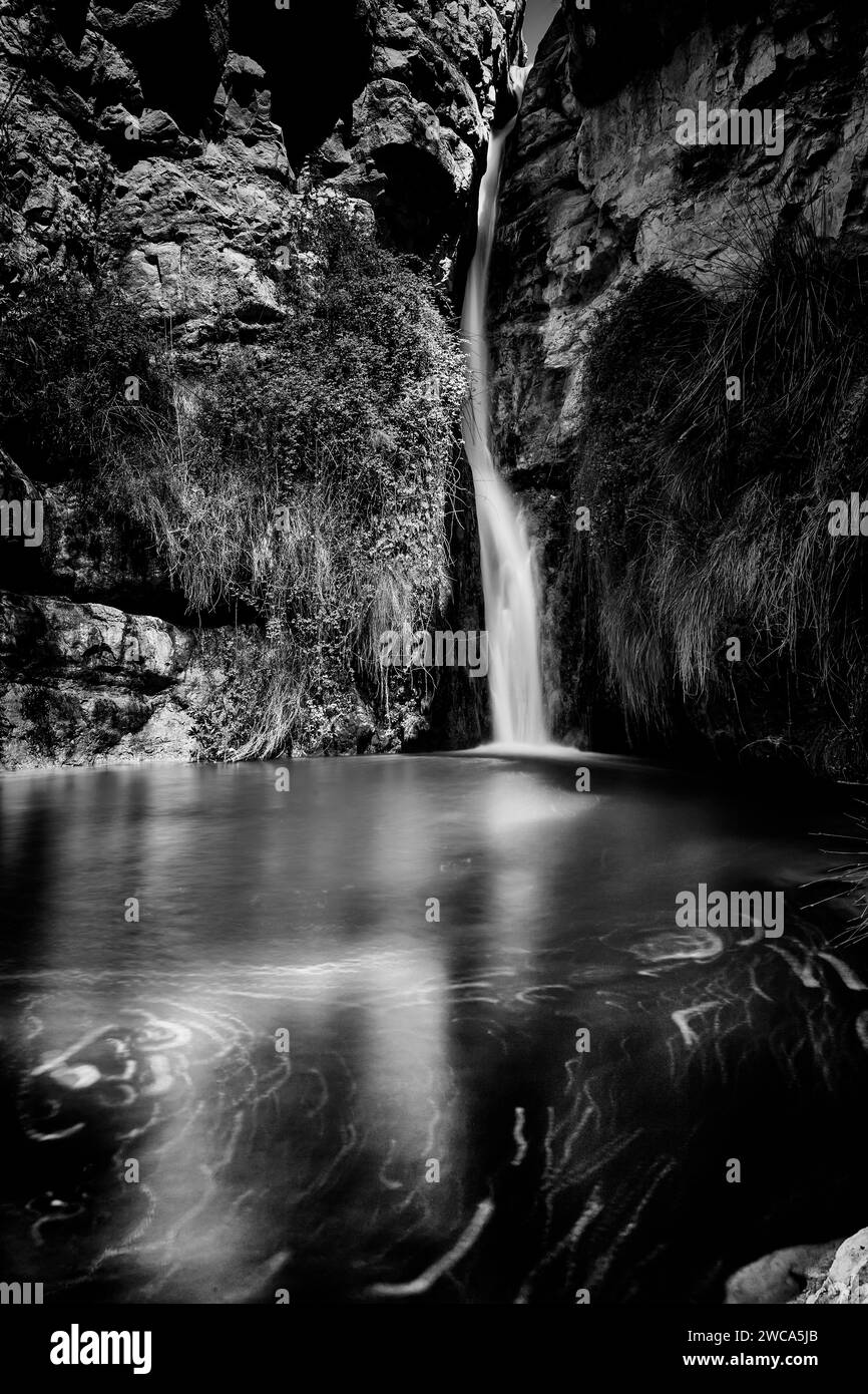 Waterfall nature trail in Black and White Stock Photos & Images - Alamy