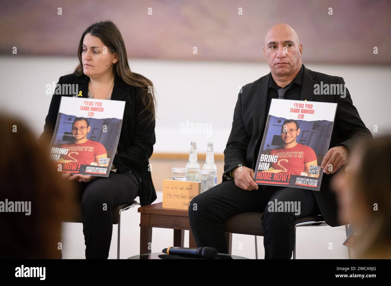 Berlin, Germany. 15th Jan, 2024. Alon Nimrodi (r), father of hostage ...