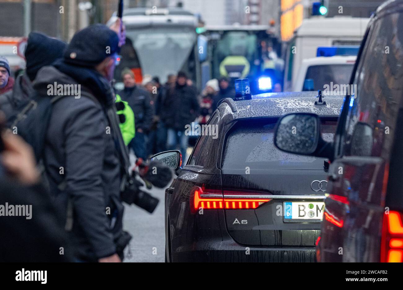 Berlin, Germany. 15th Jan, 2024. The motorcade with Federal Finance ...