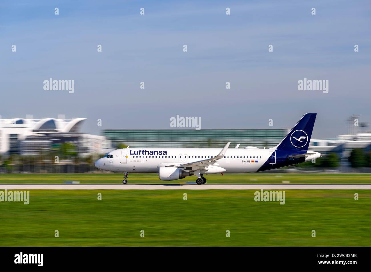 Lufthansa Airbus A320-214 With The Aircraft Number Plate D-AIUE Starts ...