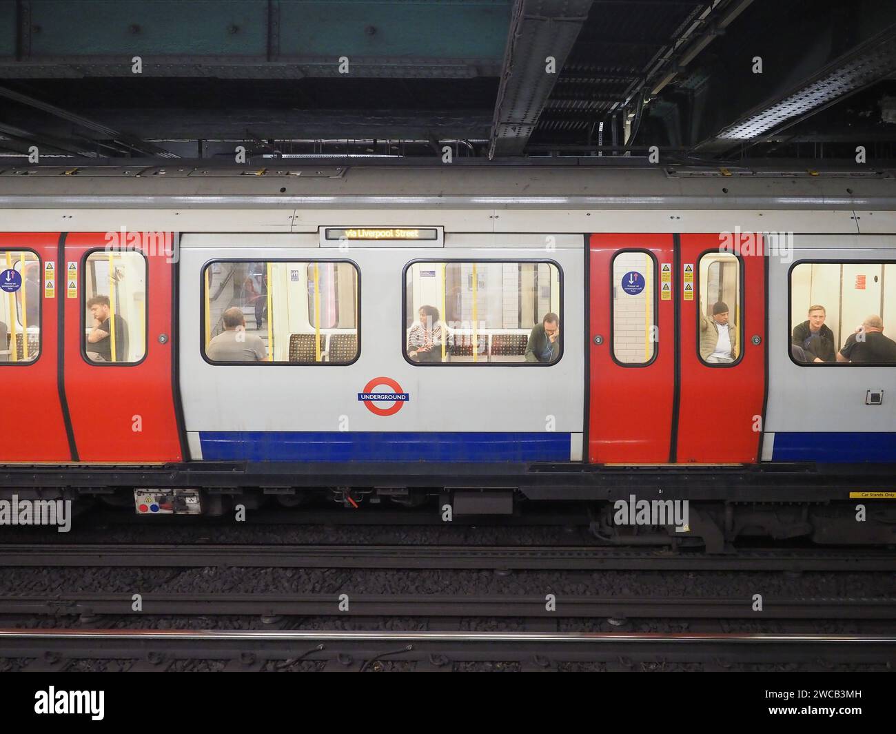 Temple tube london hi-res stock photography and images - Alamy