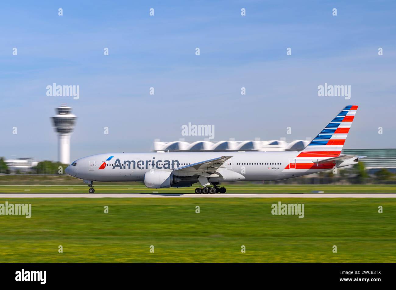 American Airlines Boeing 777-223ER With The Aircraft Flag N776AN Starts ...
