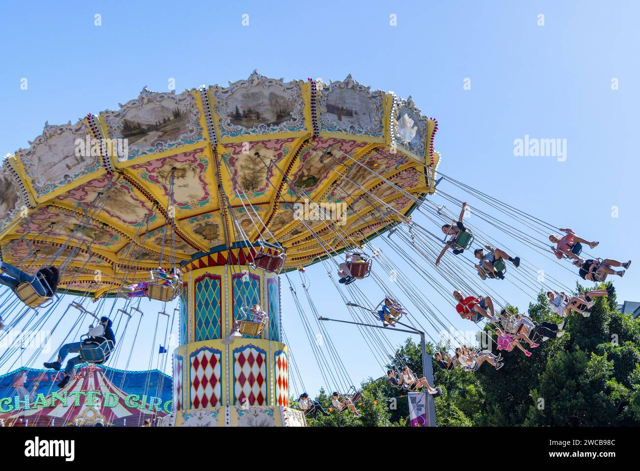 Thrill rides hi-res stock photography and images - Alamy