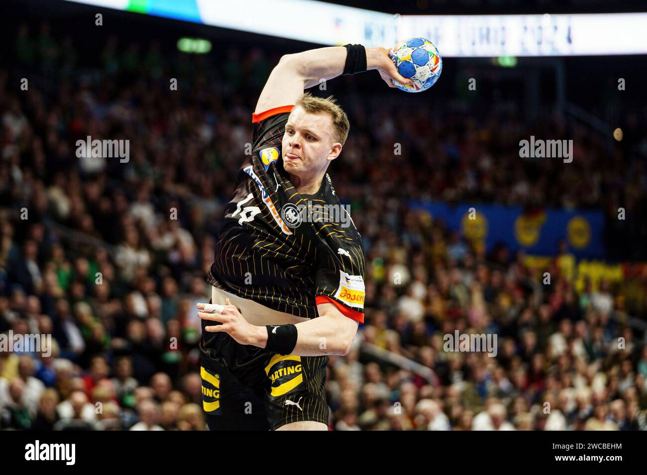 Berlin, Deutschland. 14th Jan, 2024. Wurf/Tor Justus Fischer ...