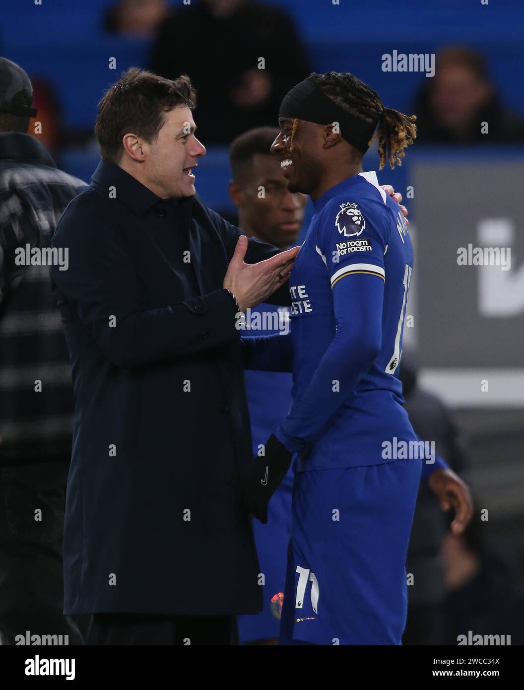 Mauricio Pochettino Manager of Chelsea celebrates & talks with Noni ...