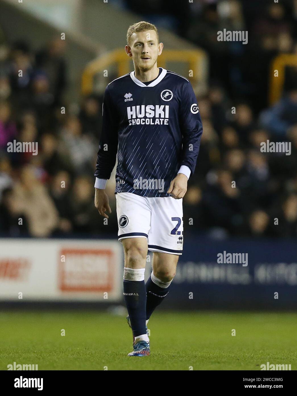 Millwall the new den 2022 hi-res stock photography and images - Alamy