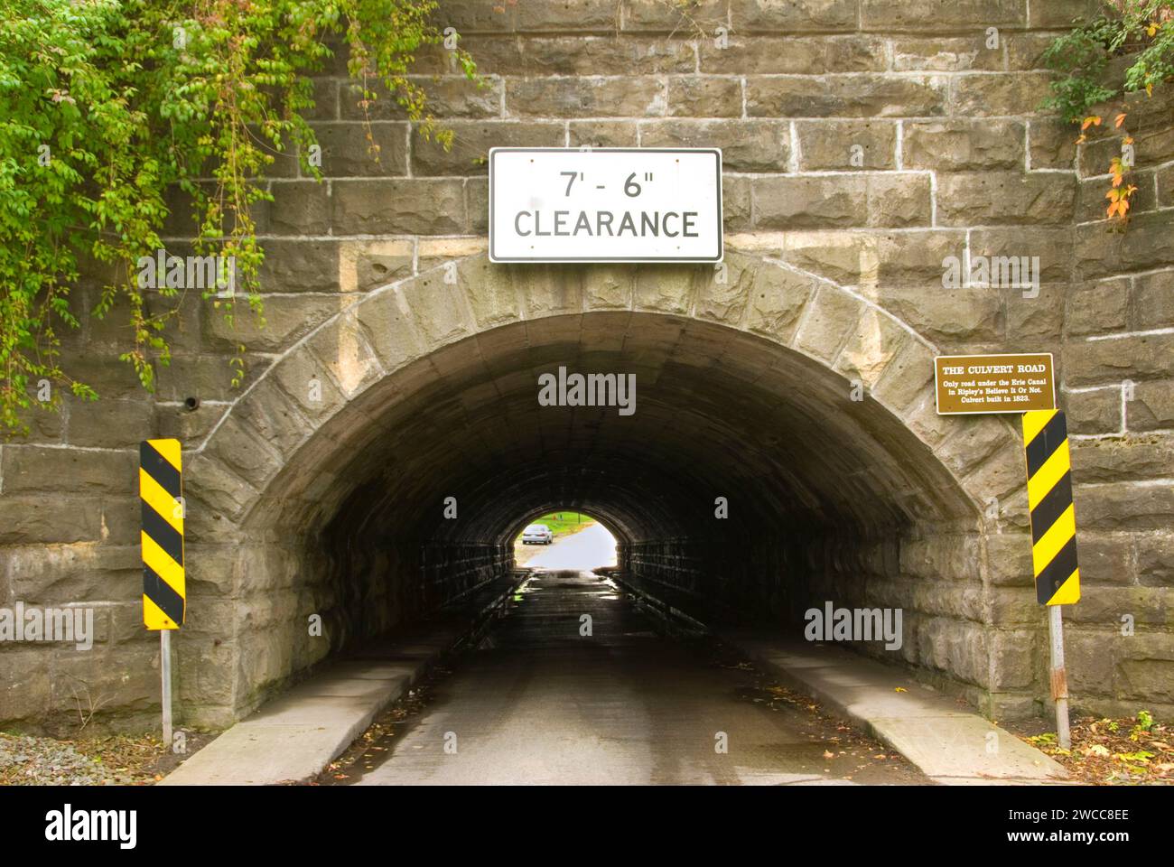 Culvert Road, Erie Canal Heritage Trail, New York Stock Photo - Alamy