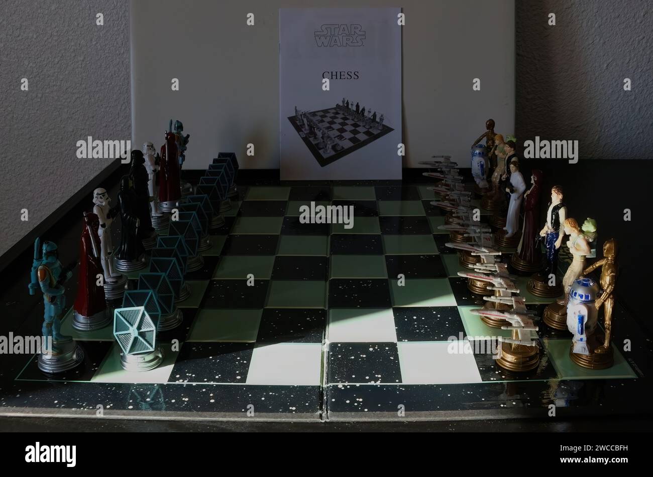Photo of a Vintage 1999 A La Carte Star Wars Chess Collector's 3D Chess ...