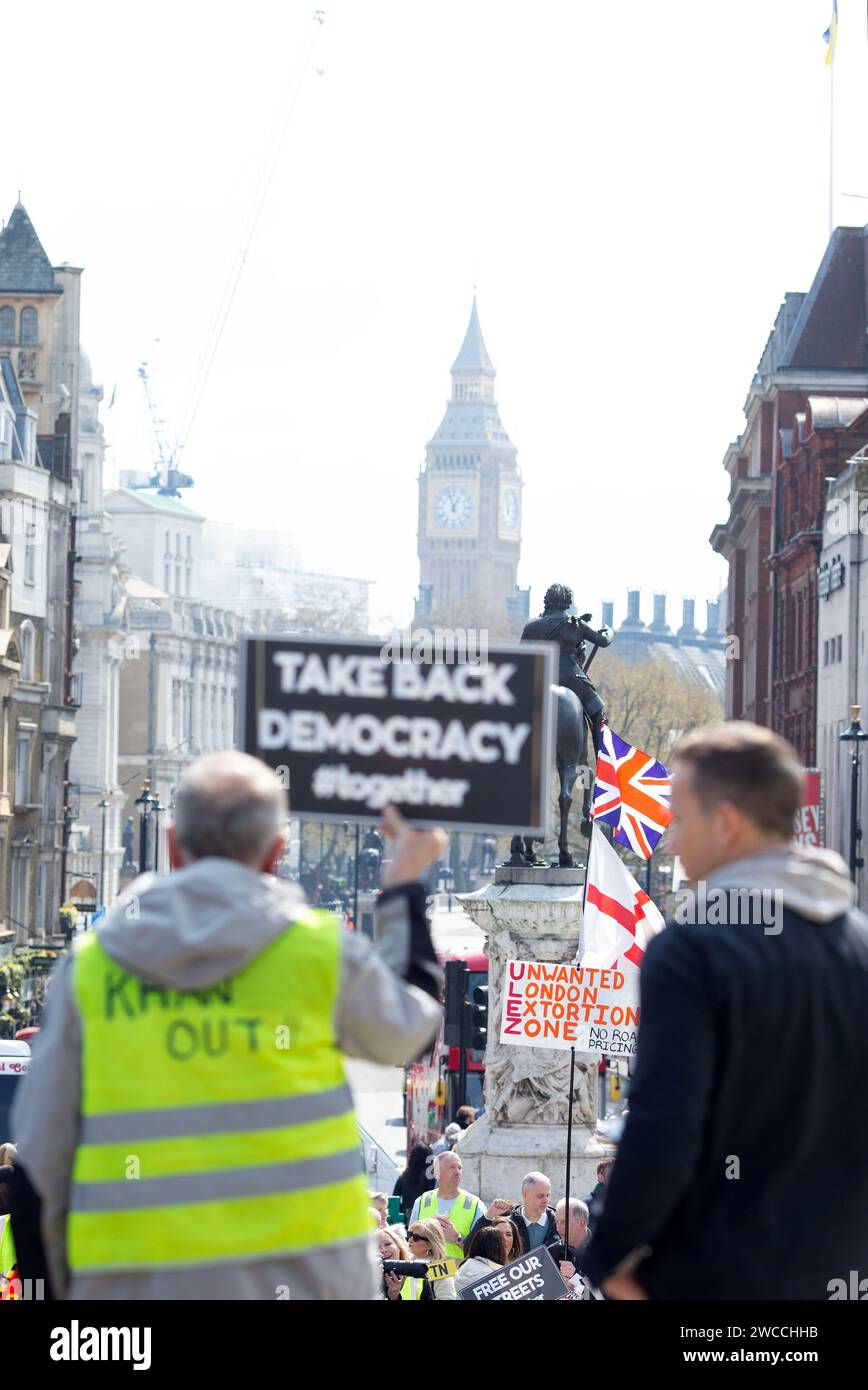 Protesters gather during an anti-ULEZ expansion protest around ...