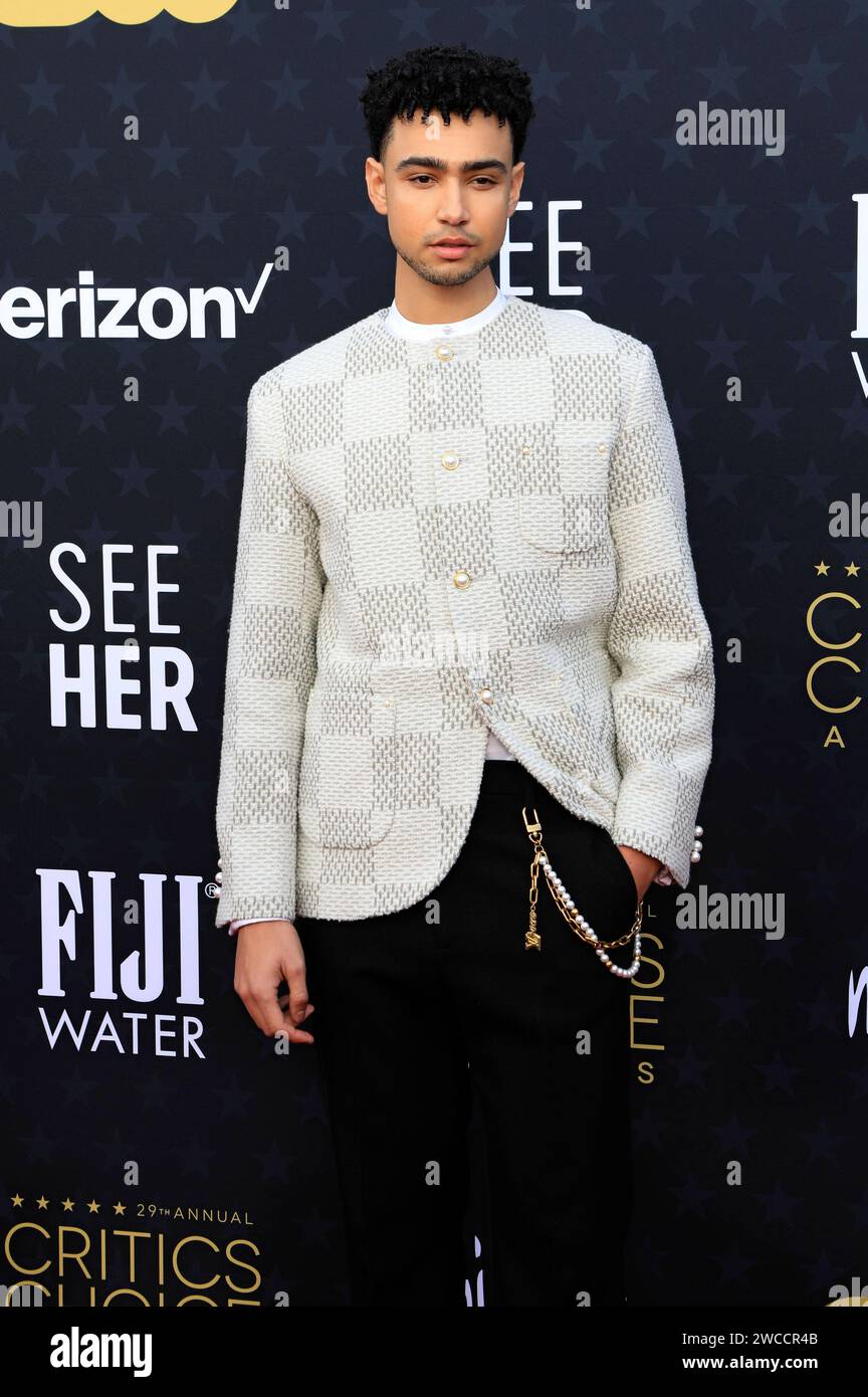 Archie Madekwe bei der Verleihung der 29. Critics Choice Awards im ...
