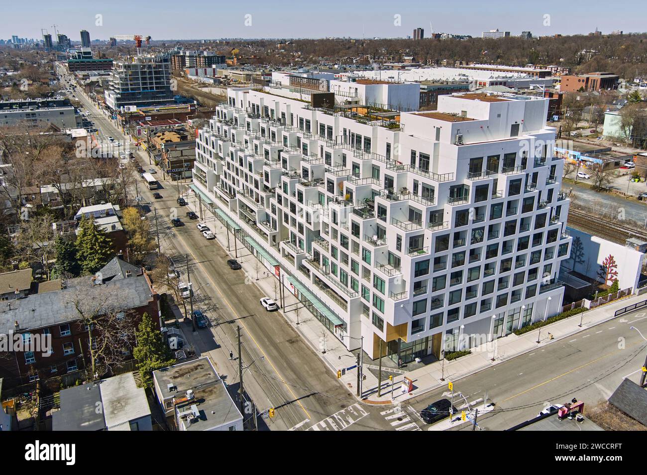 Toronto condo building exterior hi-res stock photography and images - Alamy