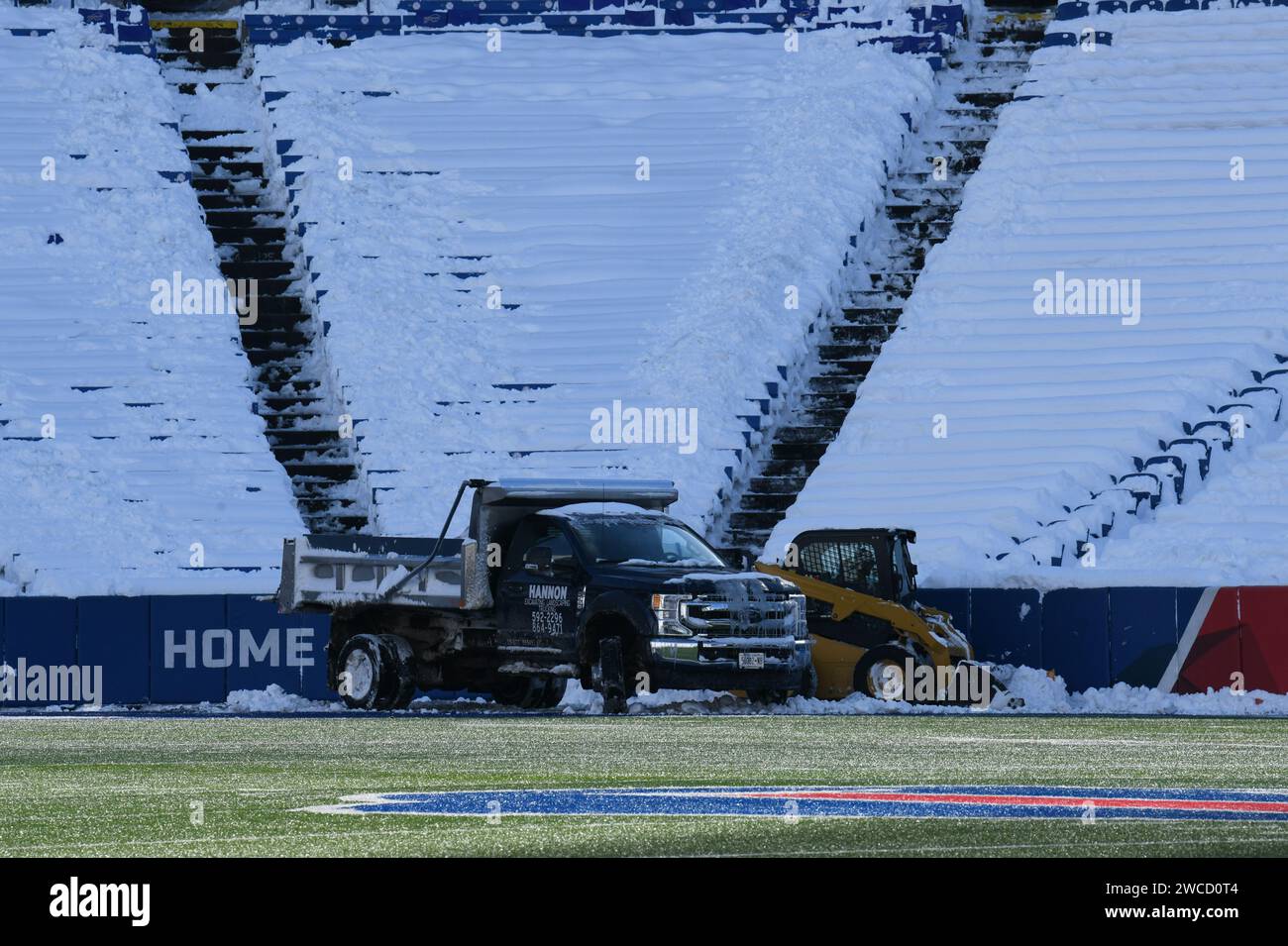 Orchard Park, New York, USA. 15th Jan, 2024. January 15th, 2024 Highmark Stadium covered in snow ...