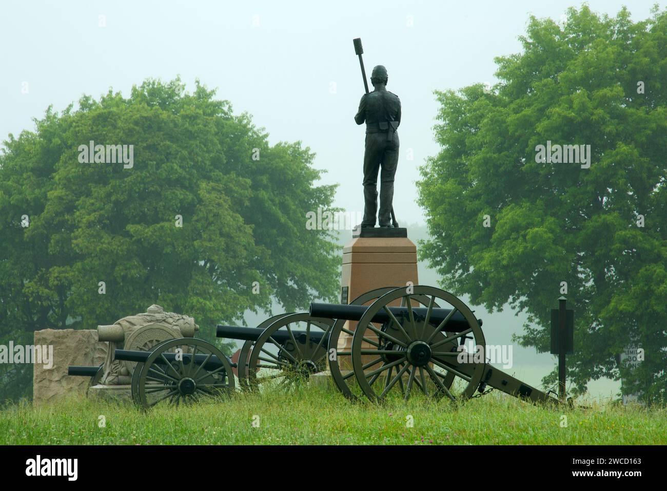 Battlefield monument, Gettysburg National Military Park, Pennsylvania Stock Photo - Alamy