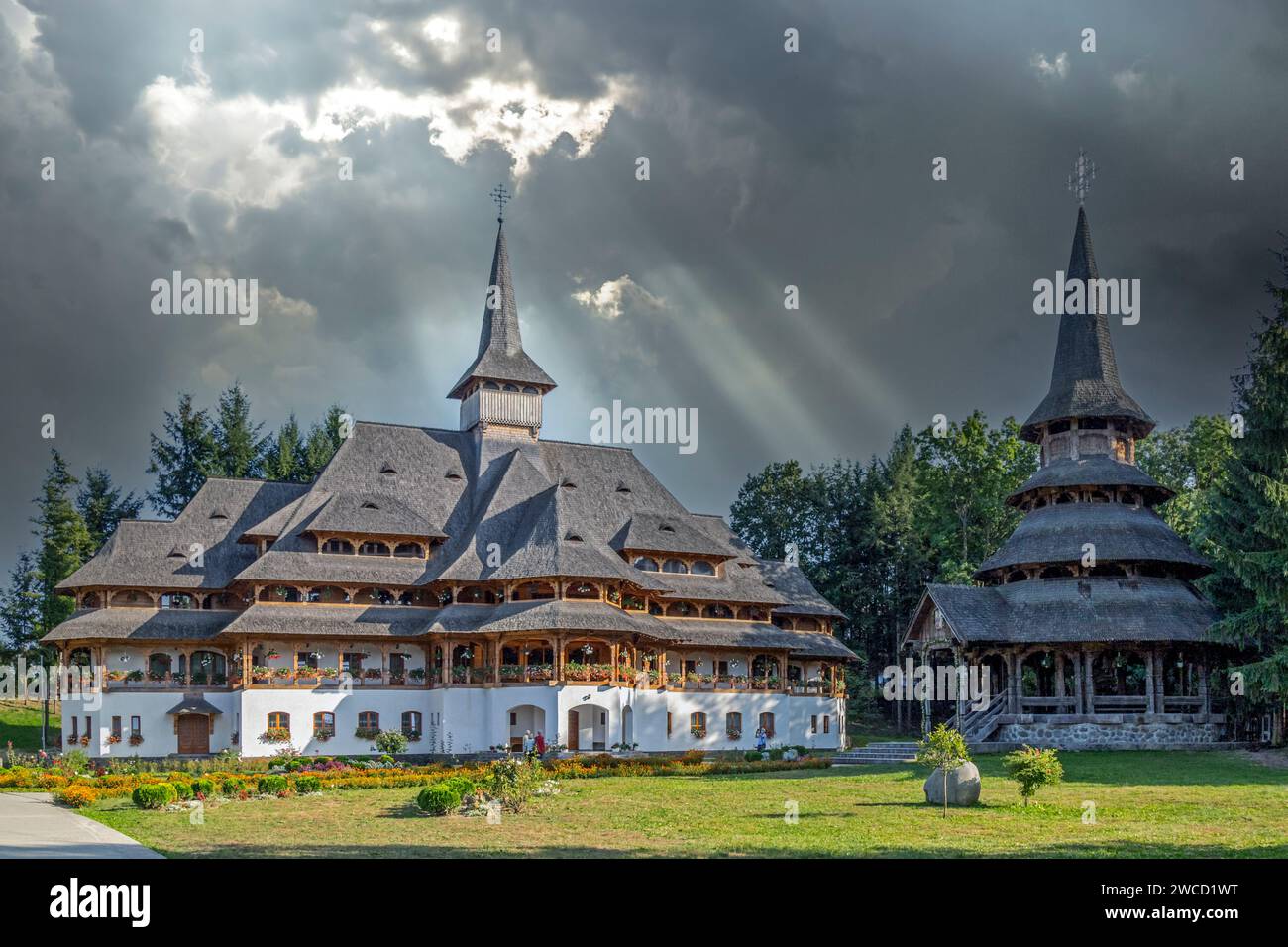 Monastic complex that includes the wooden buildings of Sapanta-Peri ...