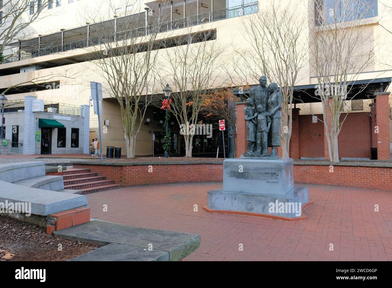 Rousakis plaza hi-res stock photography and images - Alamy
