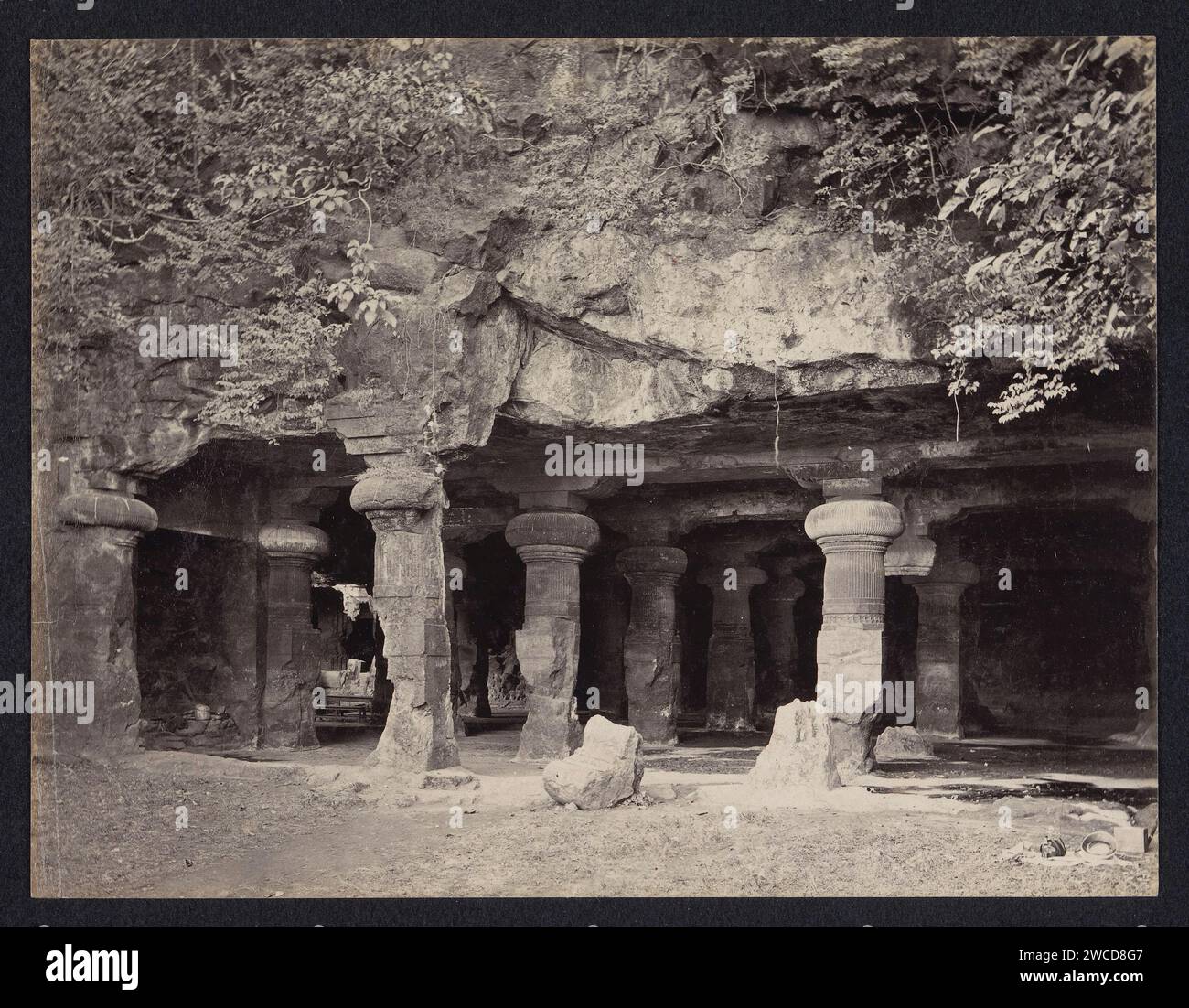 Entrance to the Elephanta cave temples near Mumbai, Maharashtra, India ...