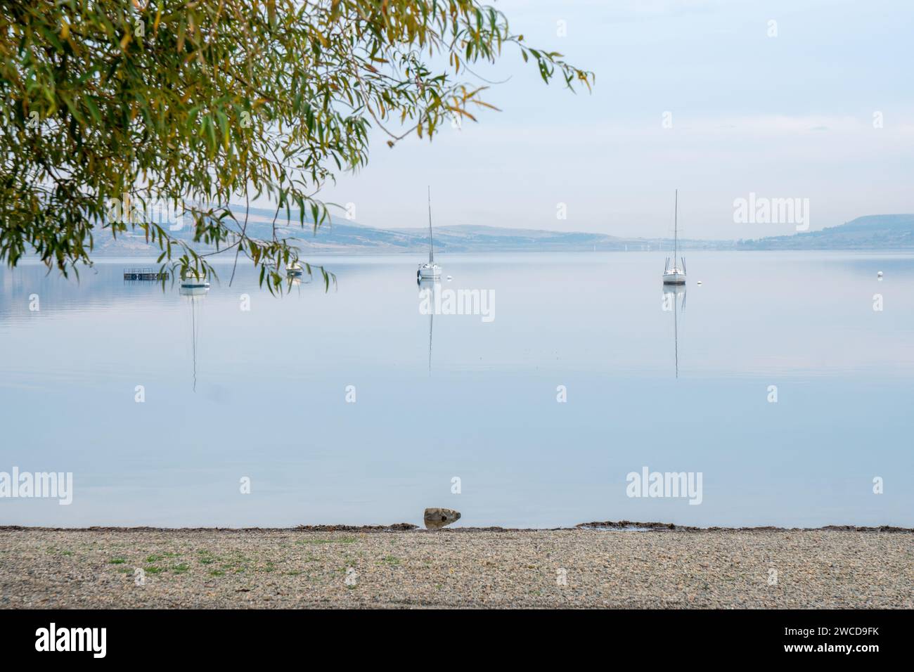 Tbilisi sea, reservoir and boats with deflated sails Stock Photo - Alamy