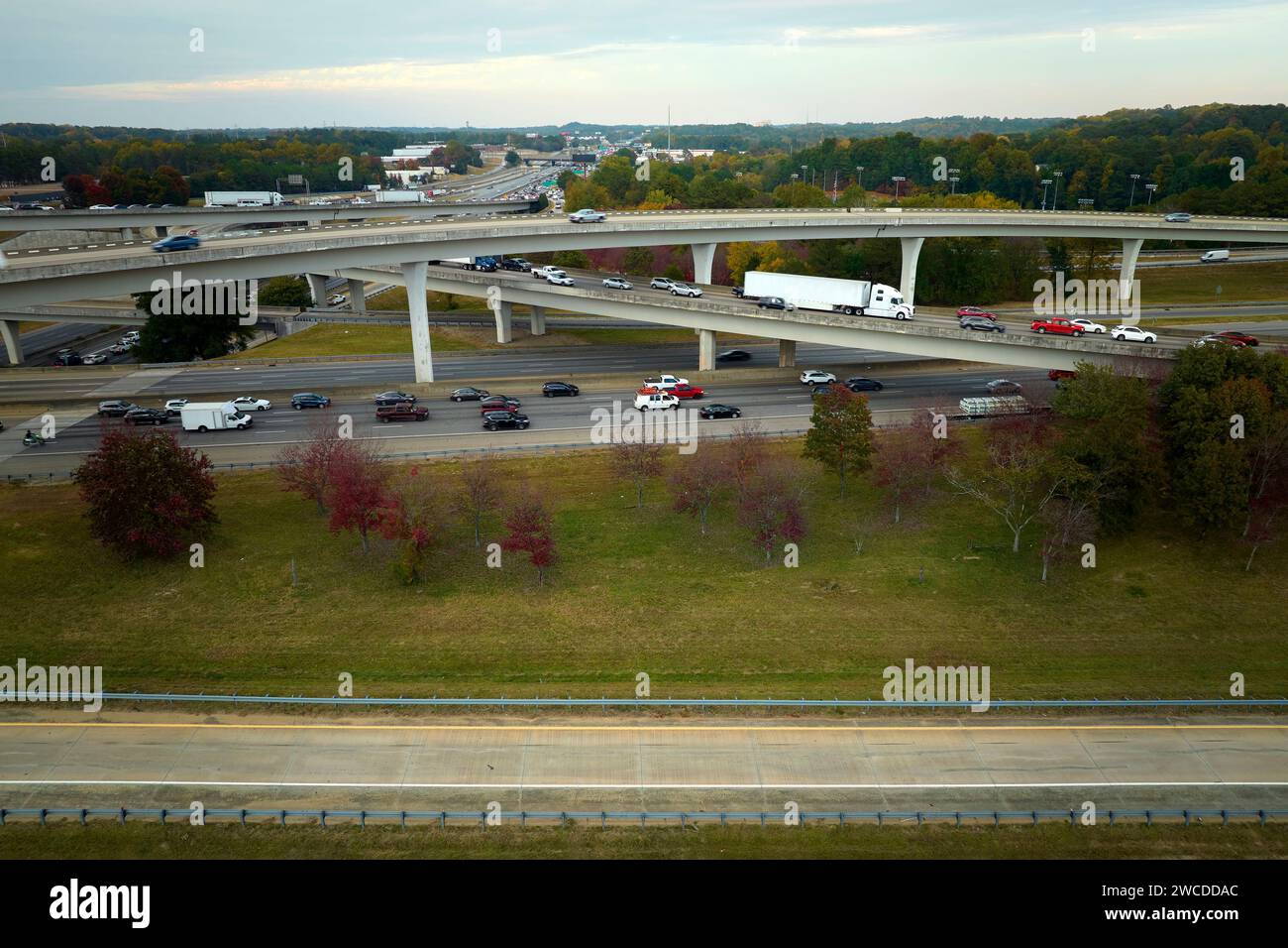 American freeway intersection fast driving hi-res stock photography and ...