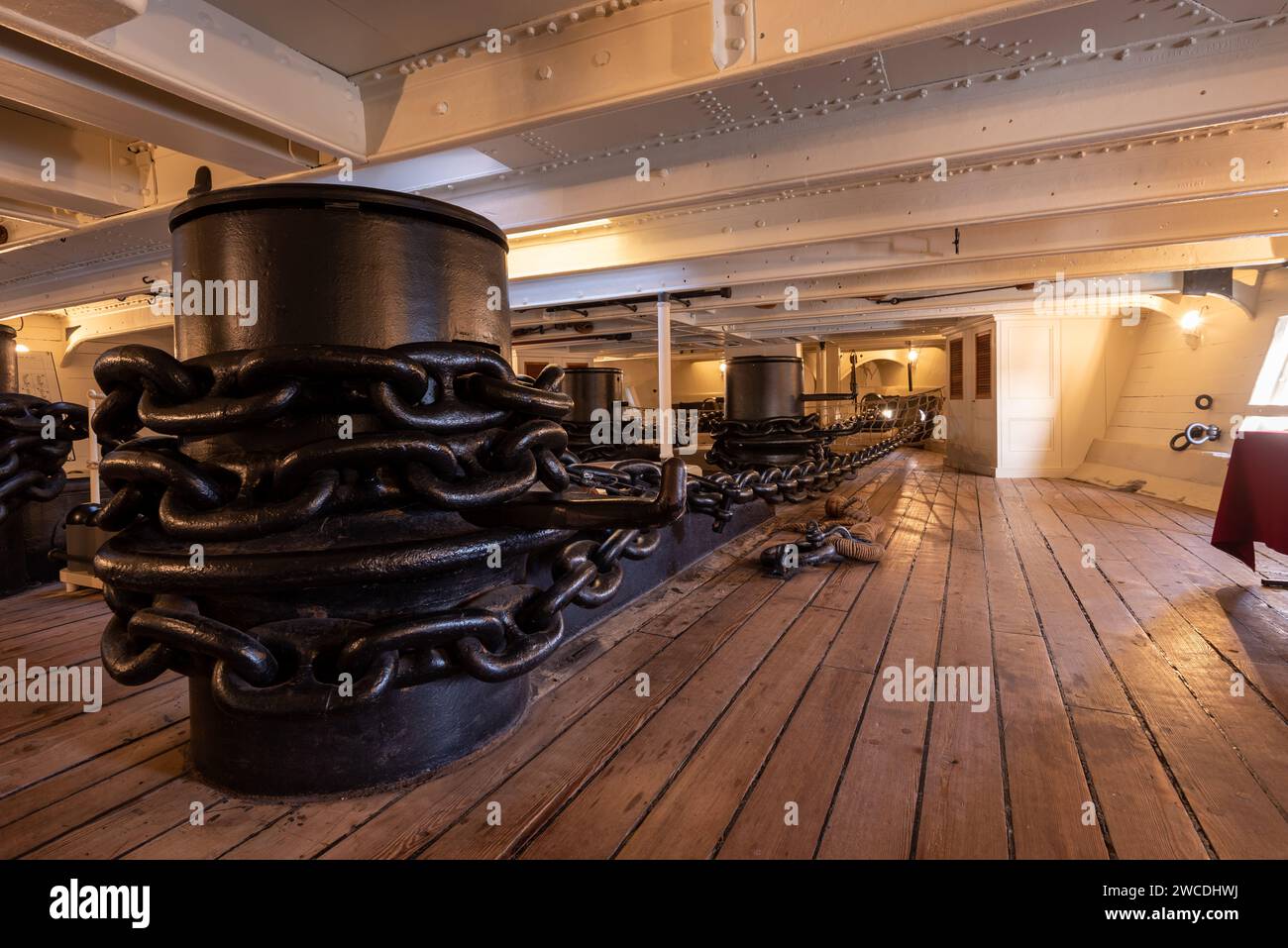 Lower deck hi-res stock photography and images - Alamy