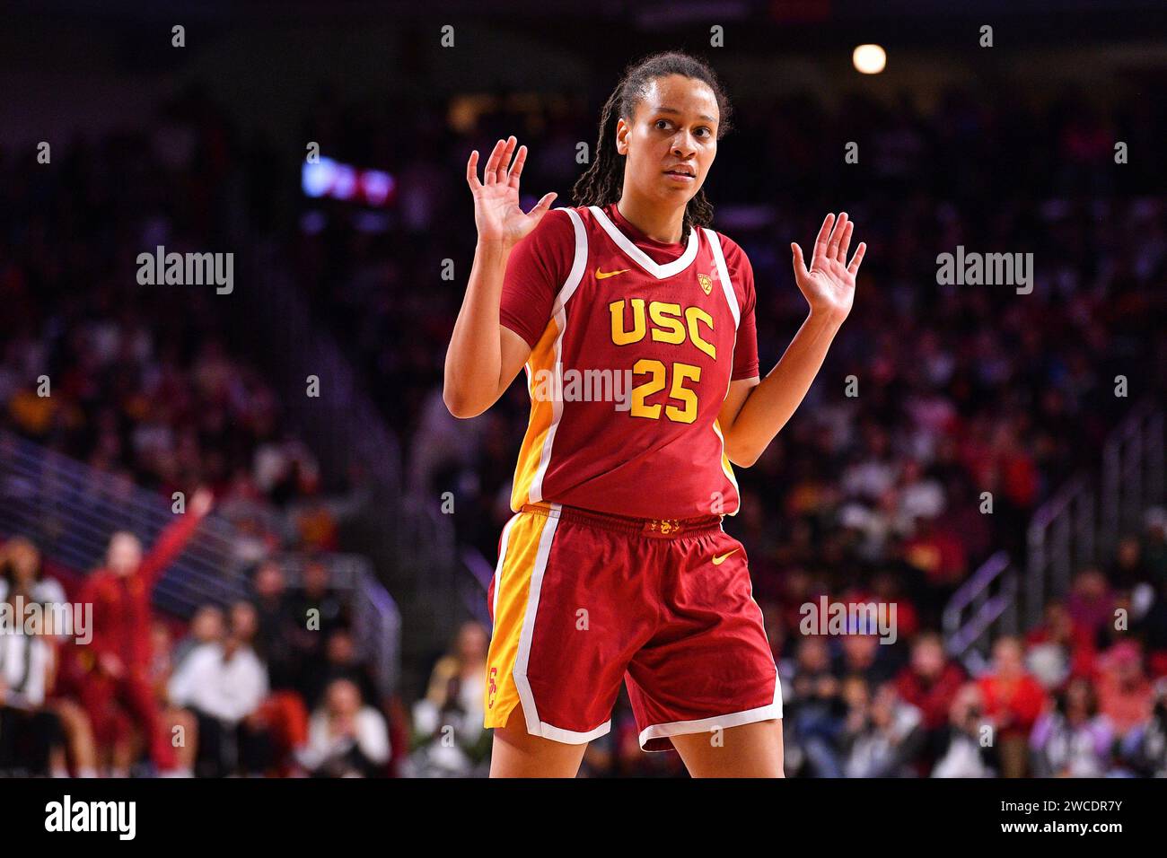 LOS ANGELES, CA - JANUARY 14: USC Trojans guard McKenzie Forbes (25 ...