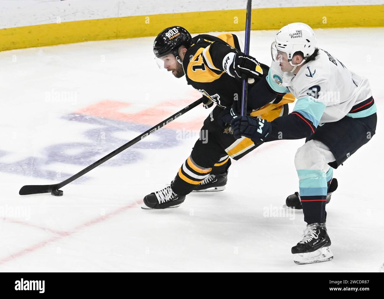 Pittsburgh, United States. 15th Jan, 2024. Pittsburgh Penguins right ...