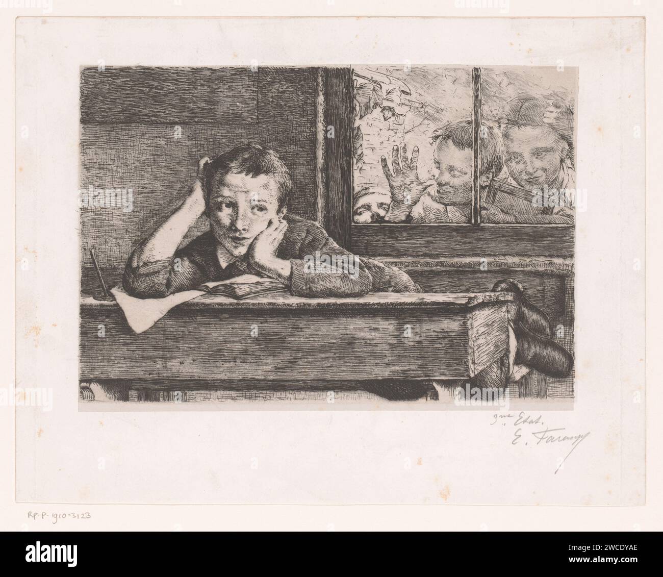Look through window class hi-res stock photography and images - Alamy
