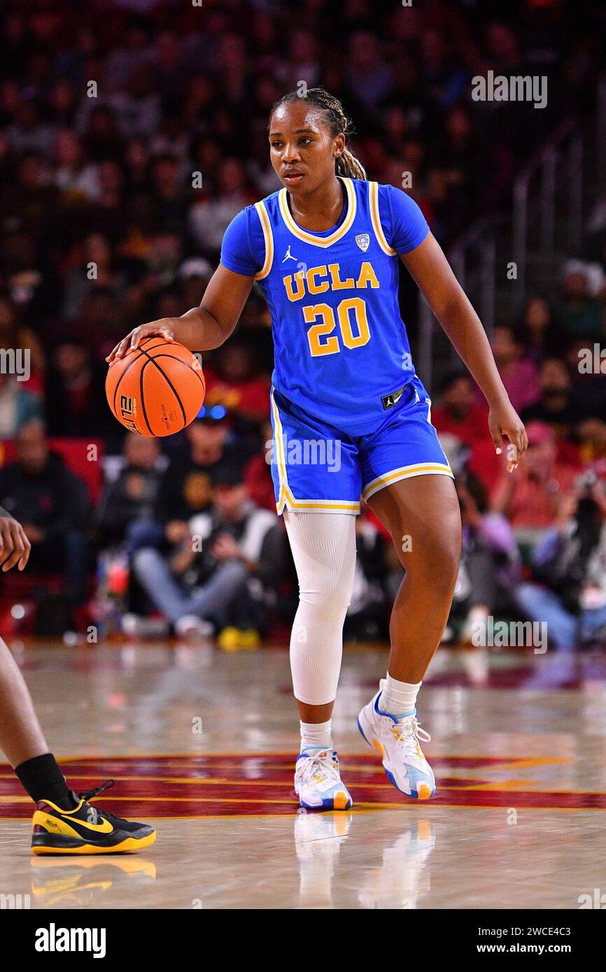 LOS ANGELES, CA - JANUARY 14: UCLA Bruins guard Charisma Osborne (20 ...