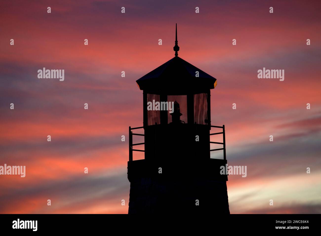Gladstone Channel Lighthouse sunset, Van Cleve Park, Gladstone ...