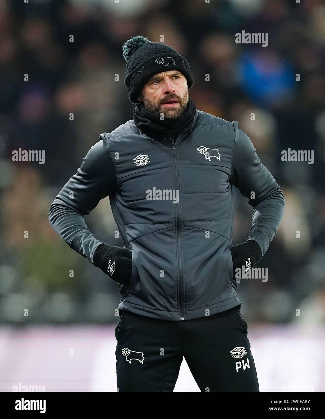 Derby County manager Paul Warne during the Sky Bet League one match at ...