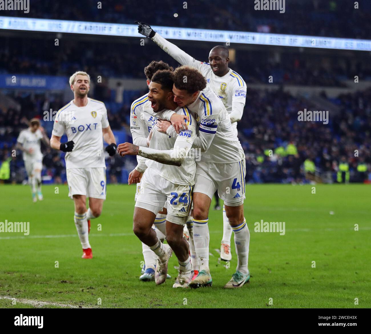 Georginio rutter leeds celebrates hi-res stock photography and images ...