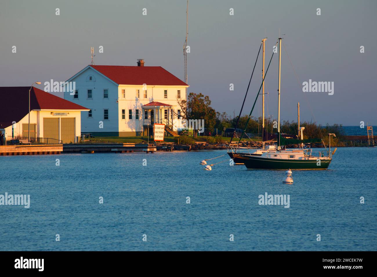 North superior us coast guard station hi-res stock photography and ...