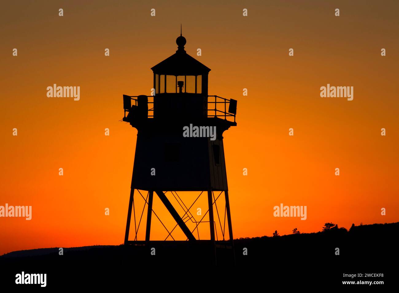 Grand Marais Lighthouse sunset, Grand Marais, Minnesota Stock Photo - Alamy
