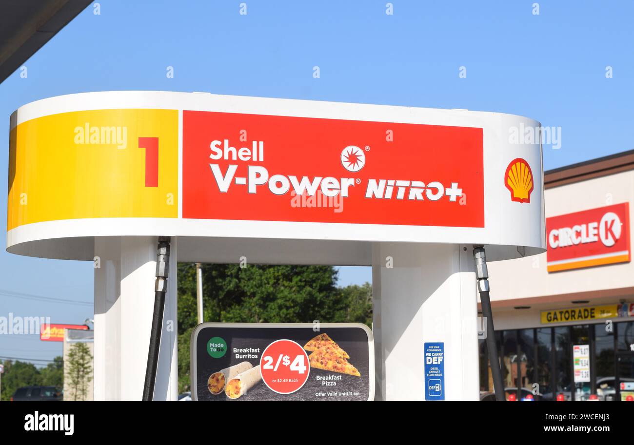 Gas pump at Shell gas station Stock Photo - Alamy