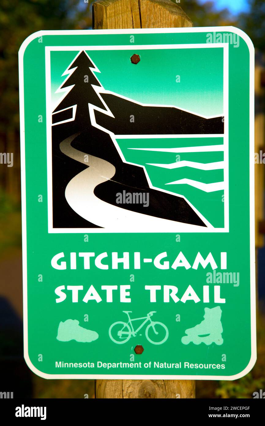 Gitchi-Gami State Trail sign, Split Rock Lighthouse State Park ...