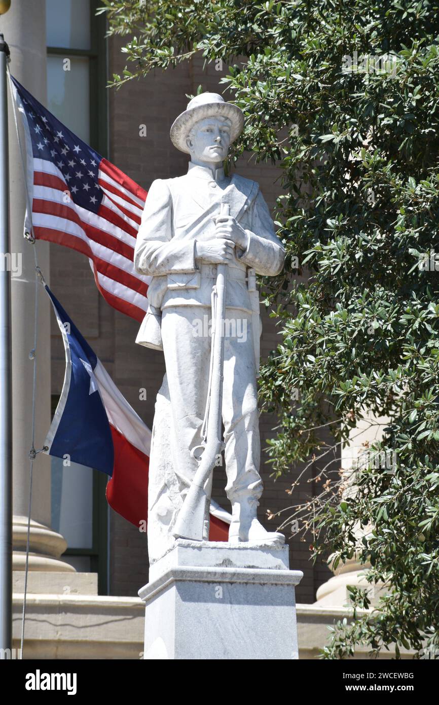 Confederate memorial in downtown Georgetown Texas - August 2023 Stock ...