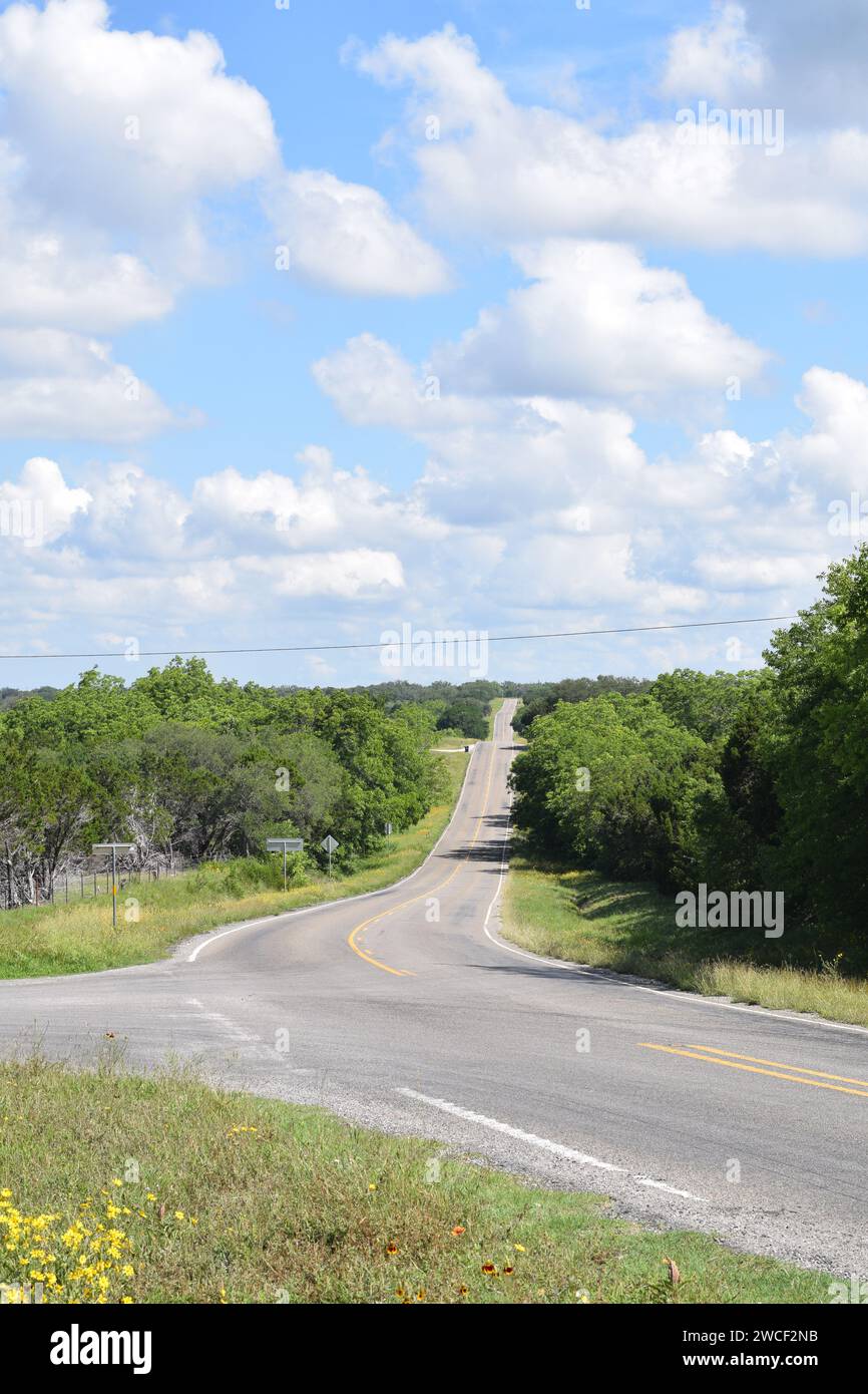 Rural highway hi-res stock photography and images - Alamy
