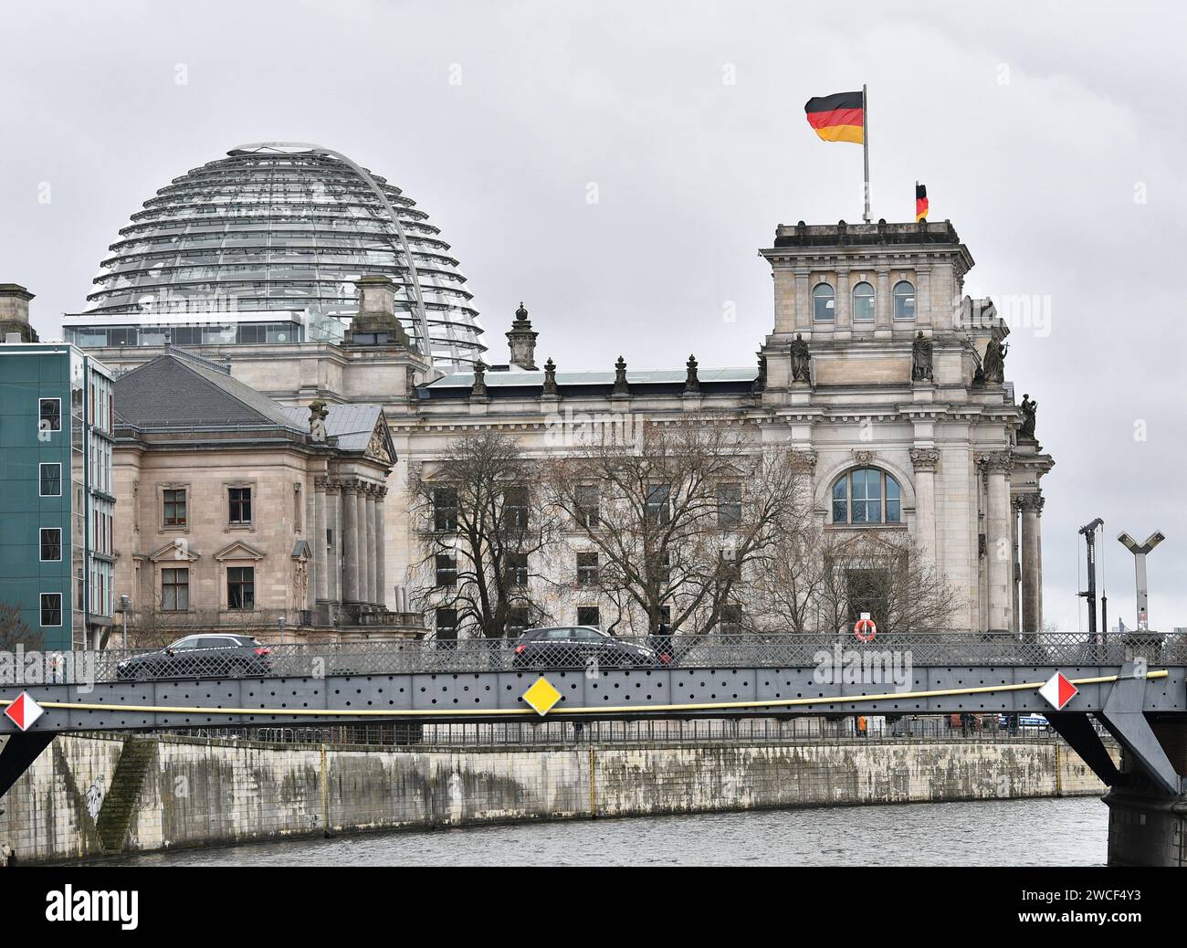 Berlin, Germany. 15th Jan, 2024. Vehicles run on a bridge in Berlin ...