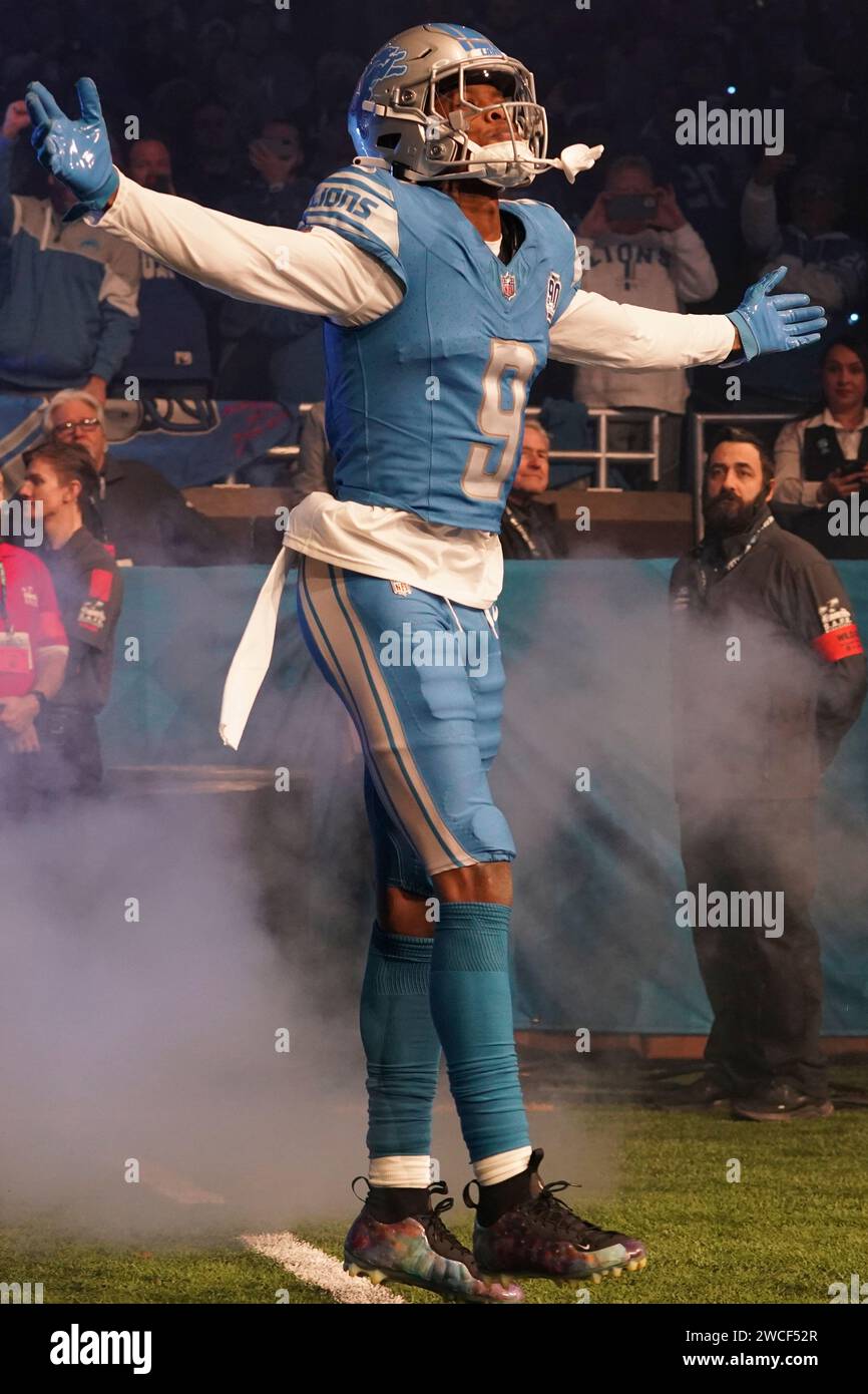 Detroit Lions wide receiver Jameson Williams (9) takes the field at the ...
