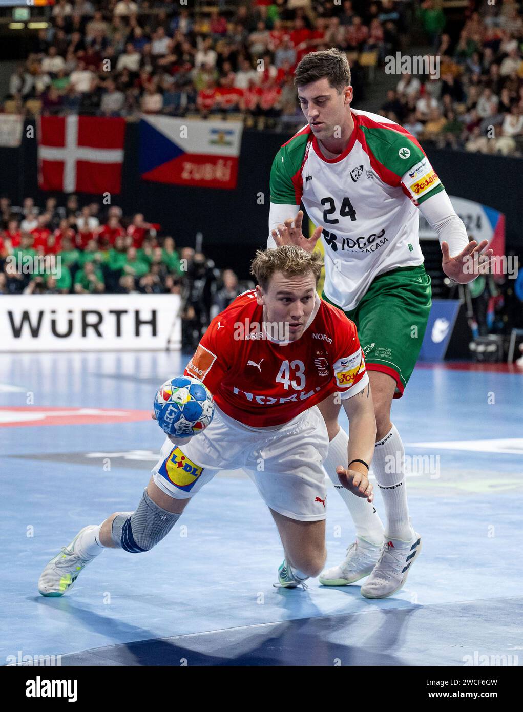 Muenchen, Deutschland. 15th Jan, 2024. Simon Bogetoft Pytlick ...