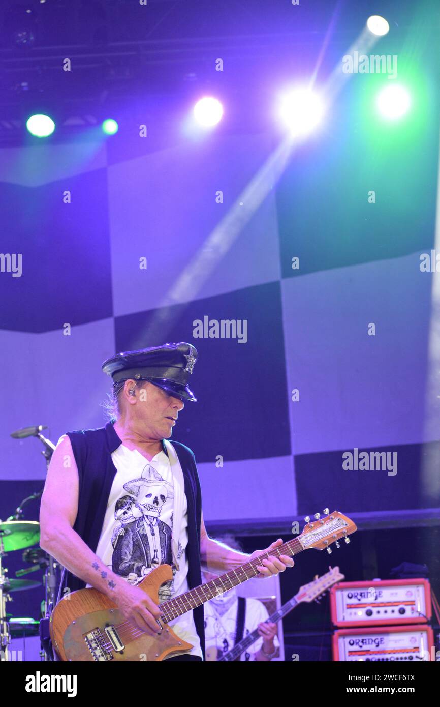 Cheap Trick performs in Sherman Texas, during what would become a rain ...