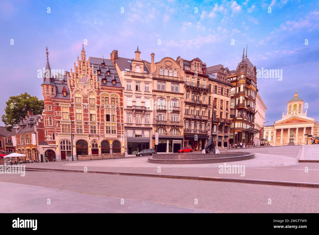 Typical belgian houses on Mont des Arts area at night in Brussels ...