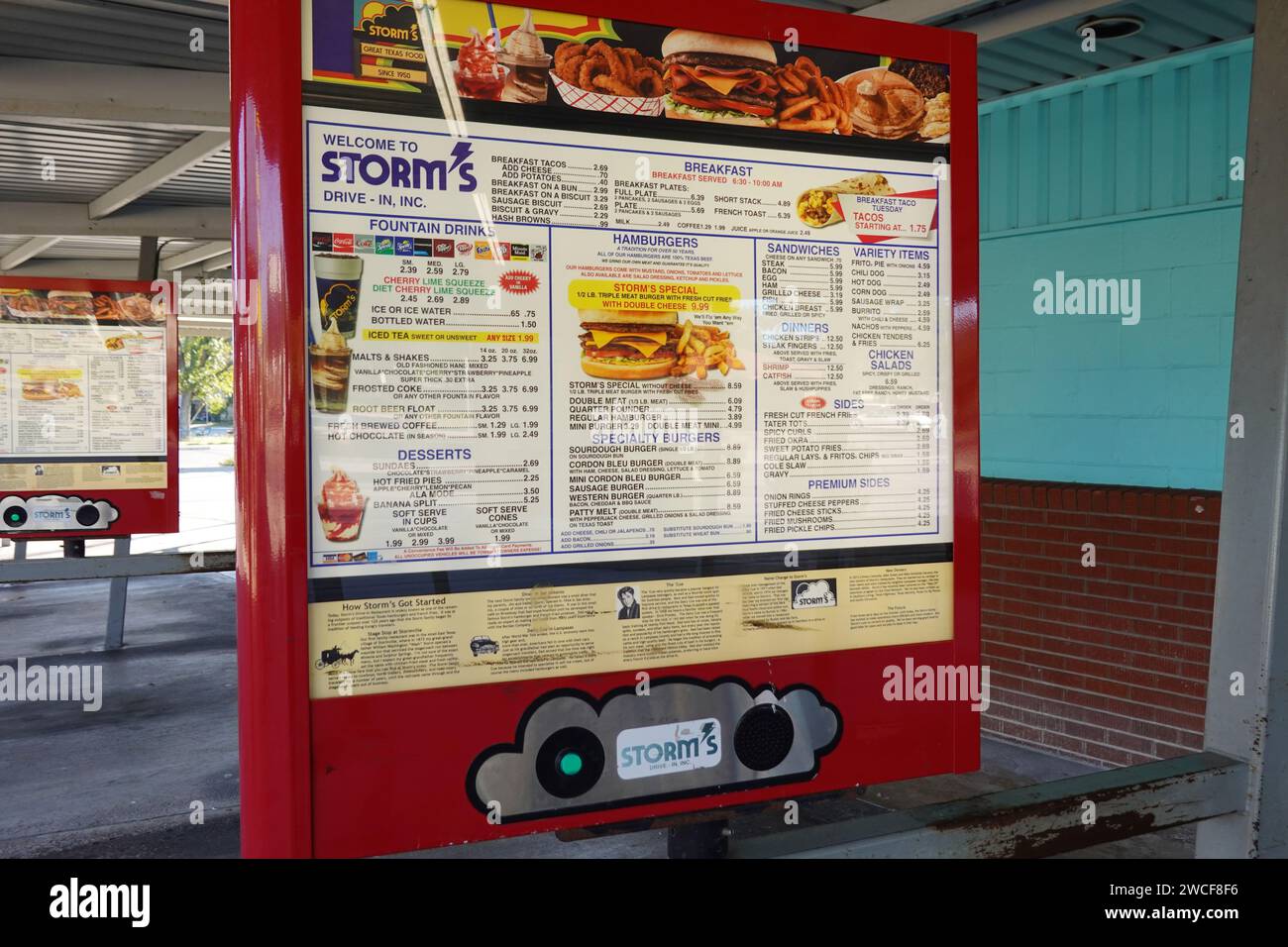 Drive in menu hi-res stock photography and images - Alamy
