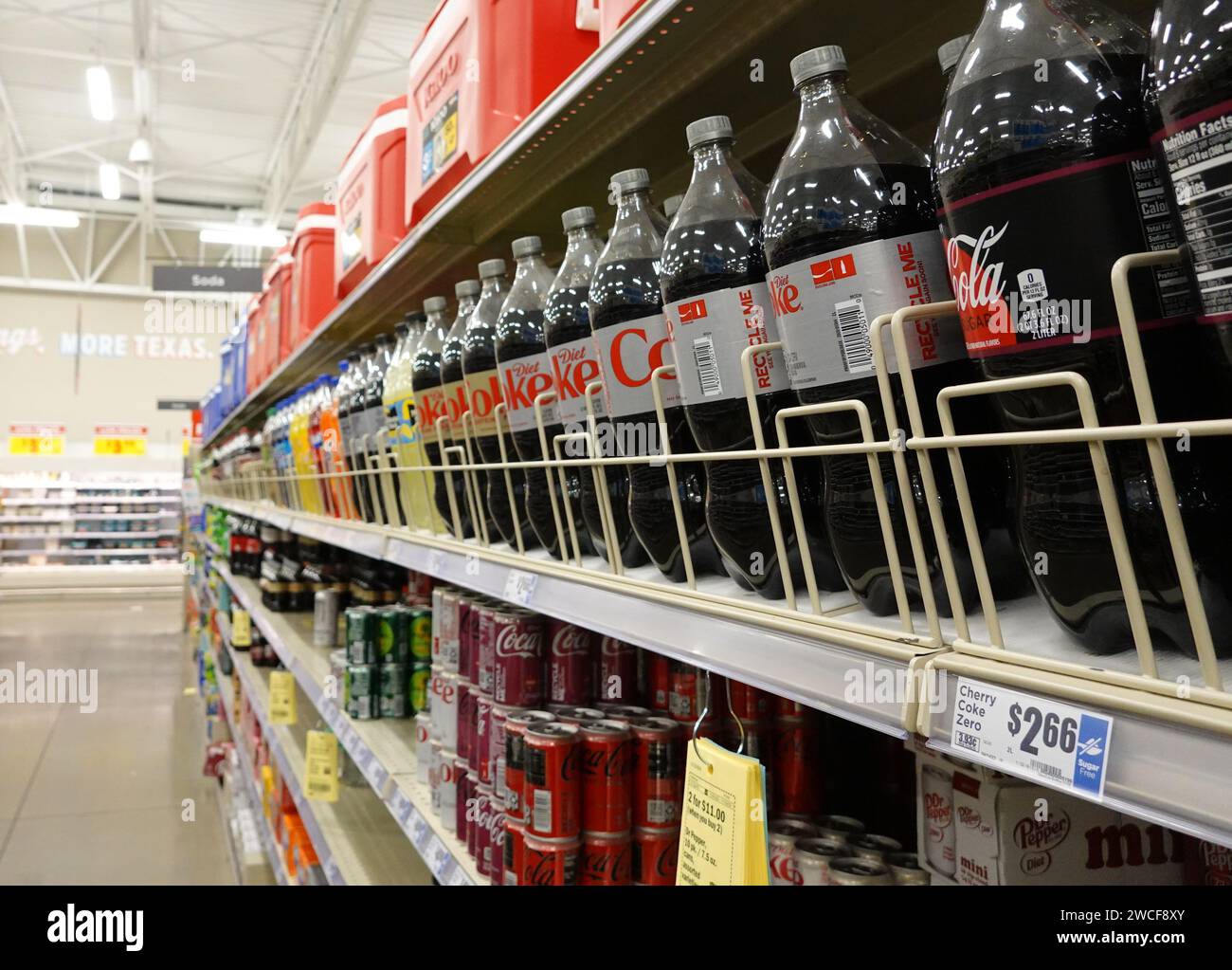 Soda aislae hi-res stock photography and images - Alamy