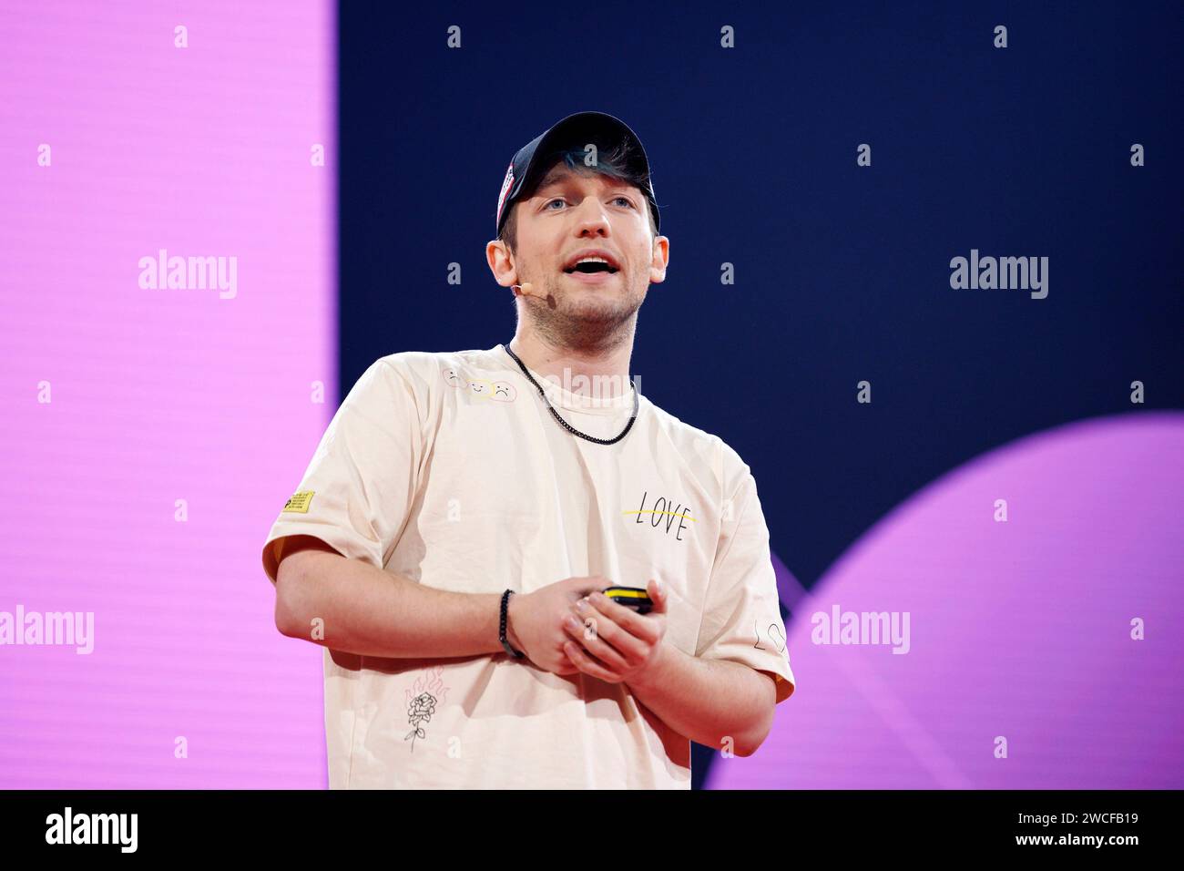 Redaktion 2022 hi-res stock photography and images - Alamy