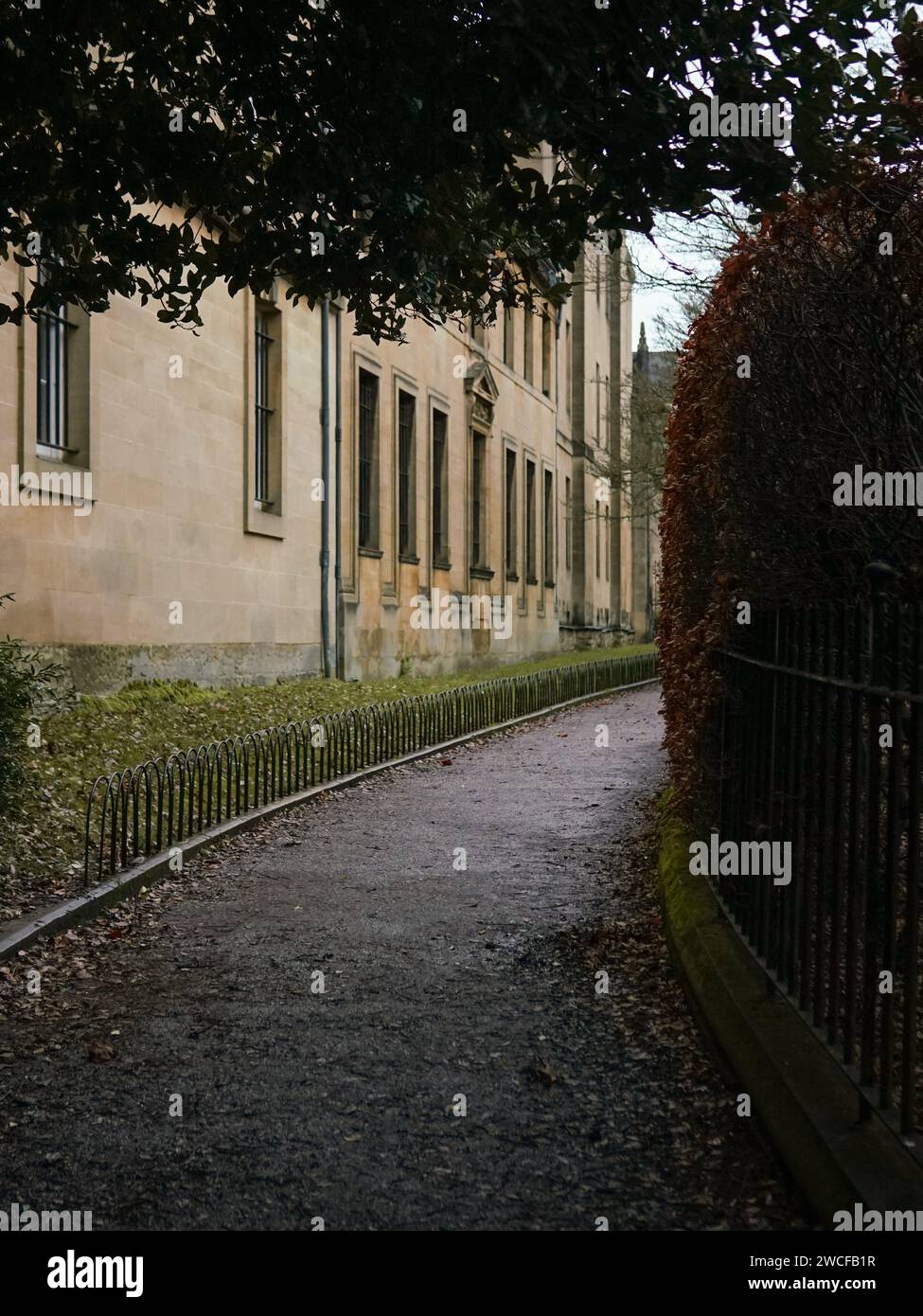 Dark and vibrant alleys of Oxford, UK love for rock Stock Photo - Alamy